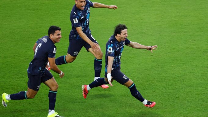 كأس العالم لكرة القدم 2026 | بث مباشر مباراة تركيا ضد باراجواي: ماتياس ...